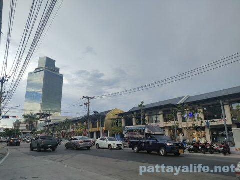 ナックルアの新ショッピングモール AGAIN PATTAYA - パタヤ千夜一夜